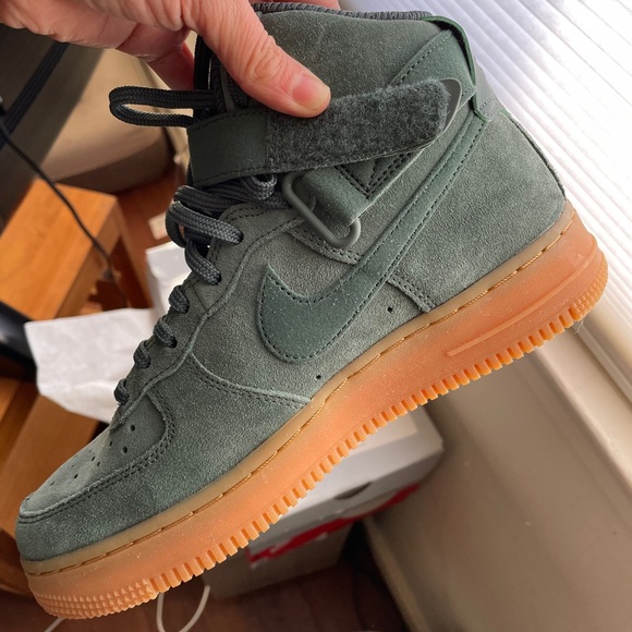 Shoes | Nike Air Force 1 Hi Se In Dark Green | Poshmark